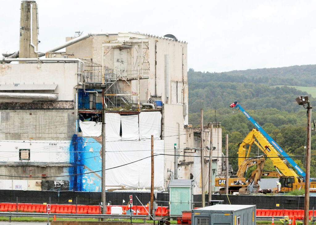 Main Plant building ‘deconstruction’ underway at WVDP - Salamanca Free ...