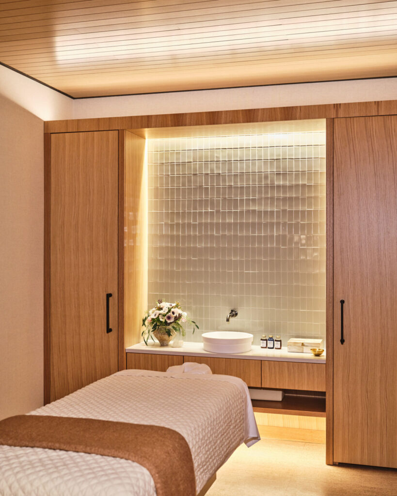 EXPERIENCE WELLNESS ELEVATED: WINDHAM MOUNTAIN CLUB OPENS NEW STATE-OF ...