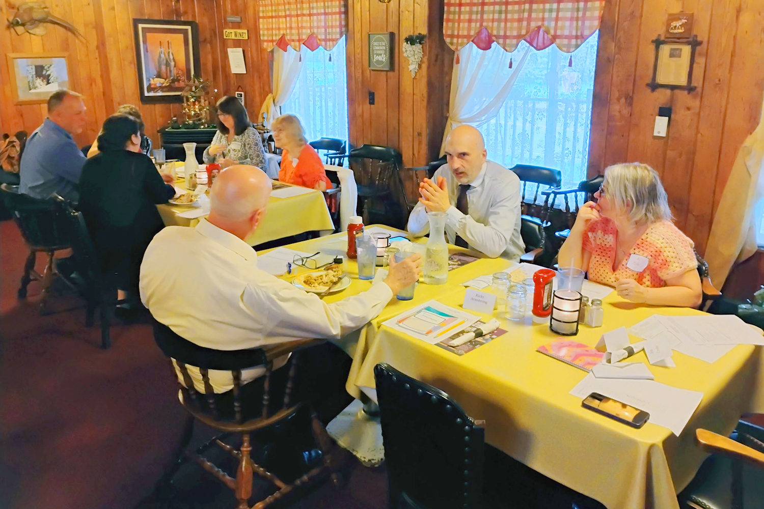Kiwanis Club hosts dinner, conversation to benefit local youth ...